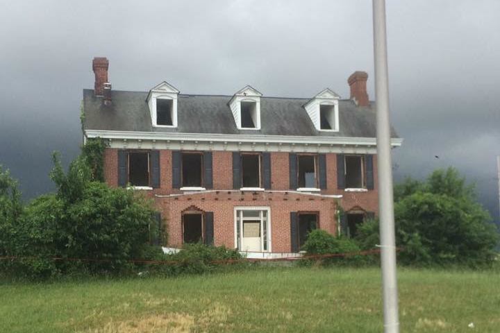 The Summerton Mansion